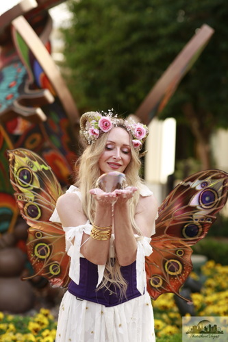 THE BUBBLE FAIRY – EXPLORE THE PERFORMANCE ART OF THE BUBBLE FAIRY